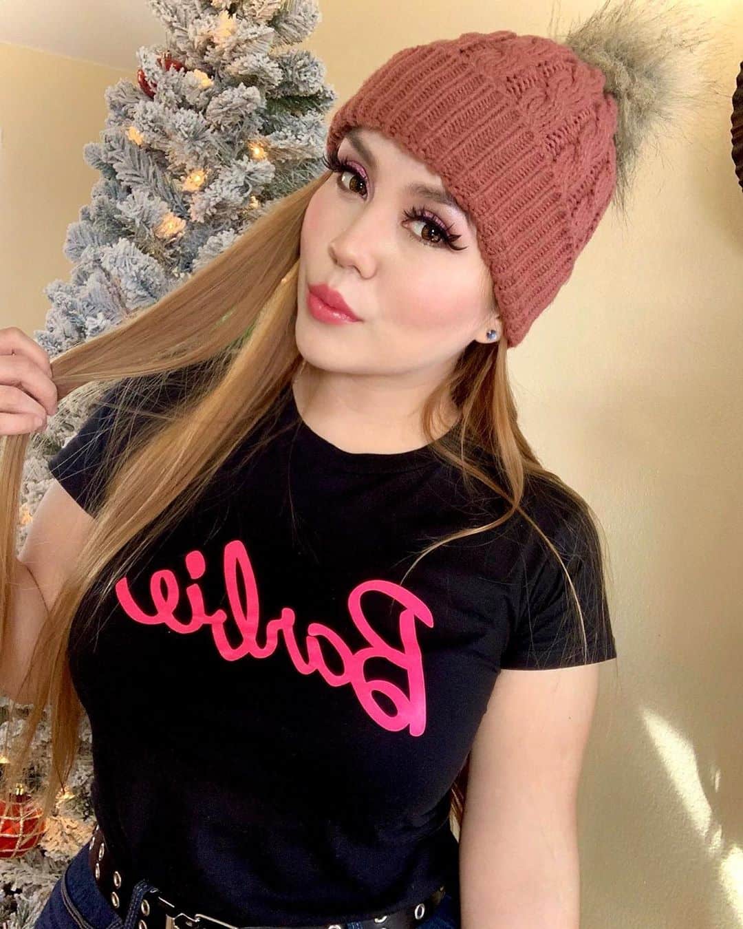 Yoya Castillo: Height, Weight, Bio, Wiki, Age, Instagram, Photo ...