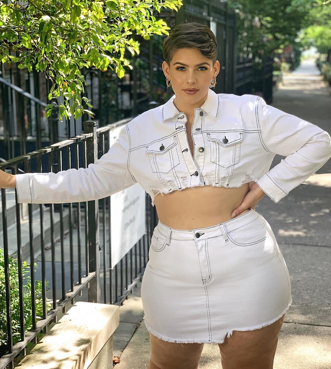 Dani Carbonari - Height, Weight, Bio, Wiki, Age, Photo, Instagram ...