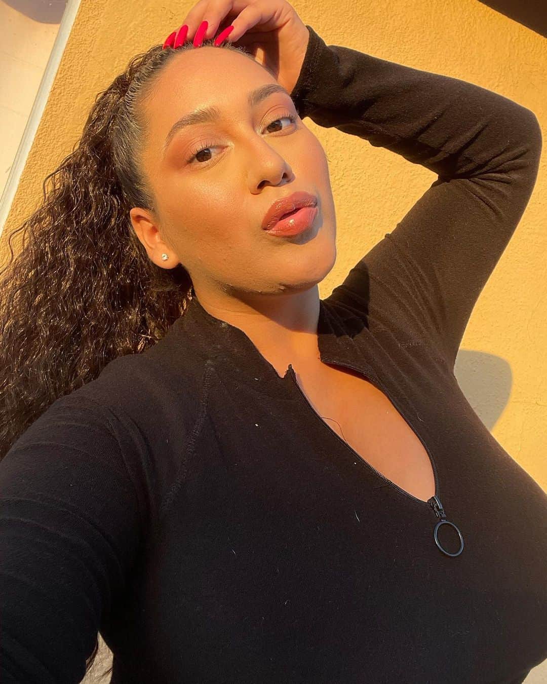 Roserayy - Bio, Wiki, Age, Instagram, TikTok, Height, Weight ...