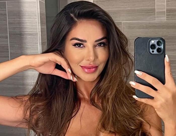 Crystal Lust - Height, Weight, Bio, Wiki, Age, Photo, Instagram ...